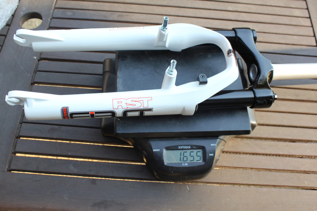 RST First Air 24" - Die leichte Federgabel ab 30 kg Körpergewicht ...